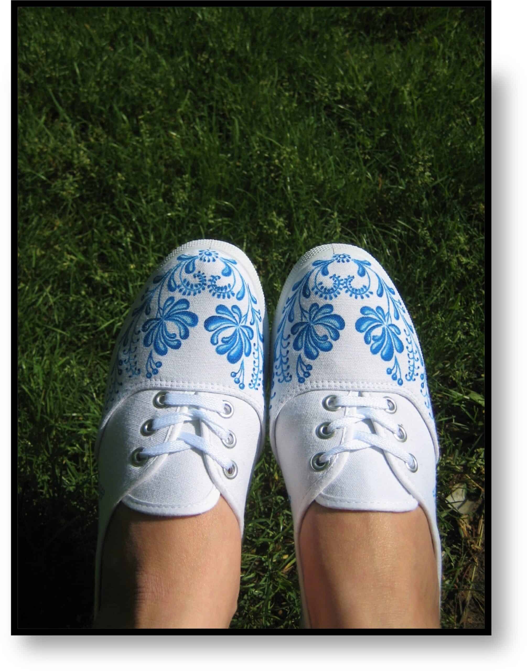 Accessory Alchemy Unleashed: Transform Your Shoes with Paint and Cricut ...