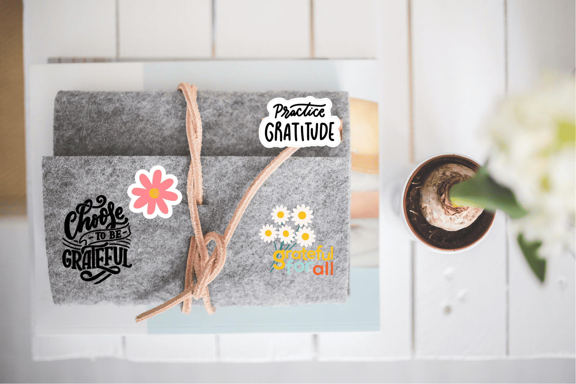 Thanksgiving Gratitude Journal: Crafting Moments of Thankfulness ...